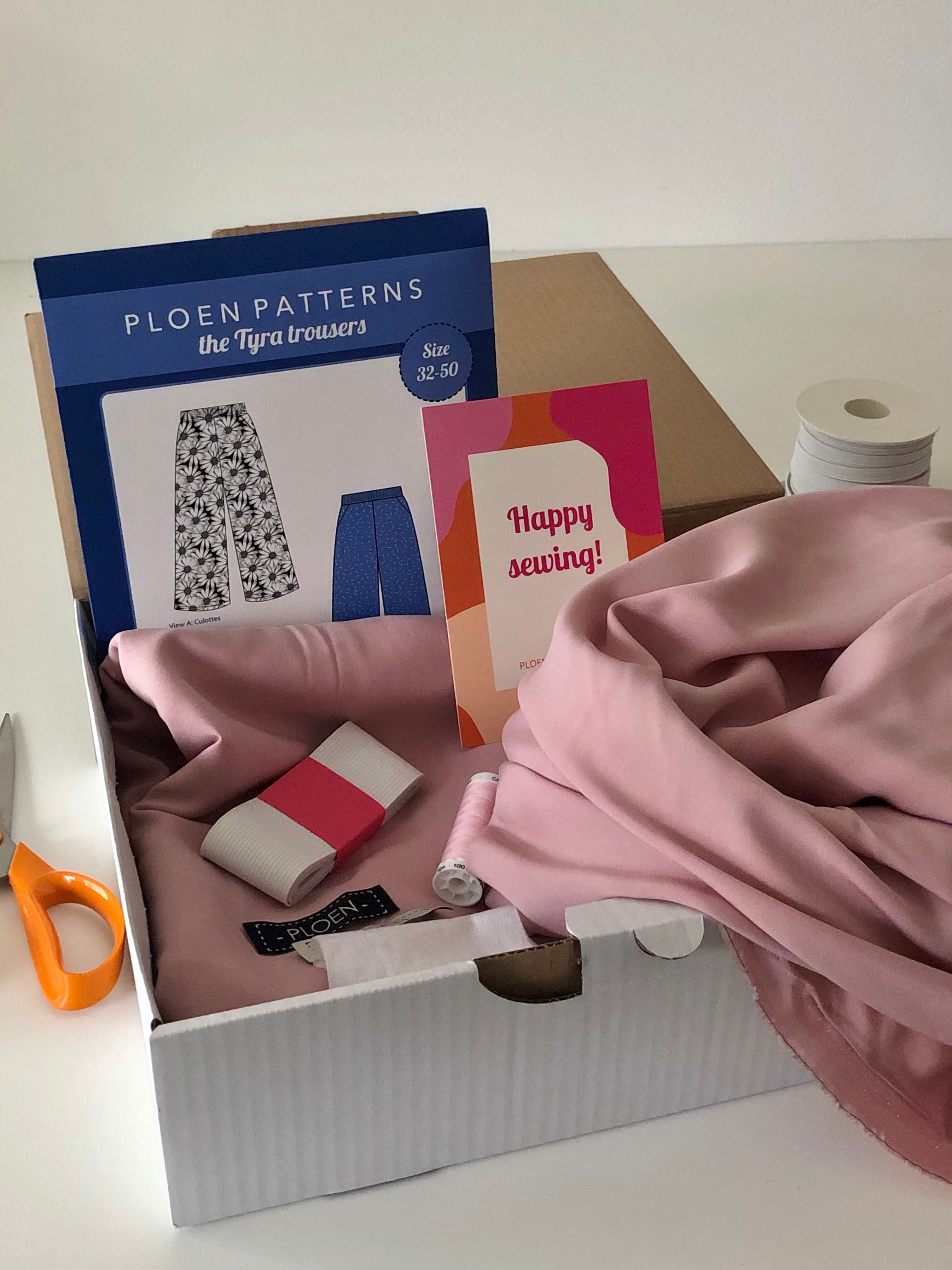 Tyra Sewing Kit - Rose – Ploen Patterns